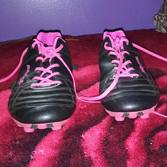 Brava | Shoes | Soccer Cleats | Poshmark